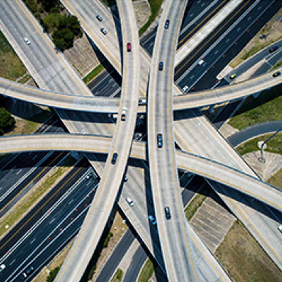 Hub-and-spoke model improves efficiency – Penske Logistics - Penske ...